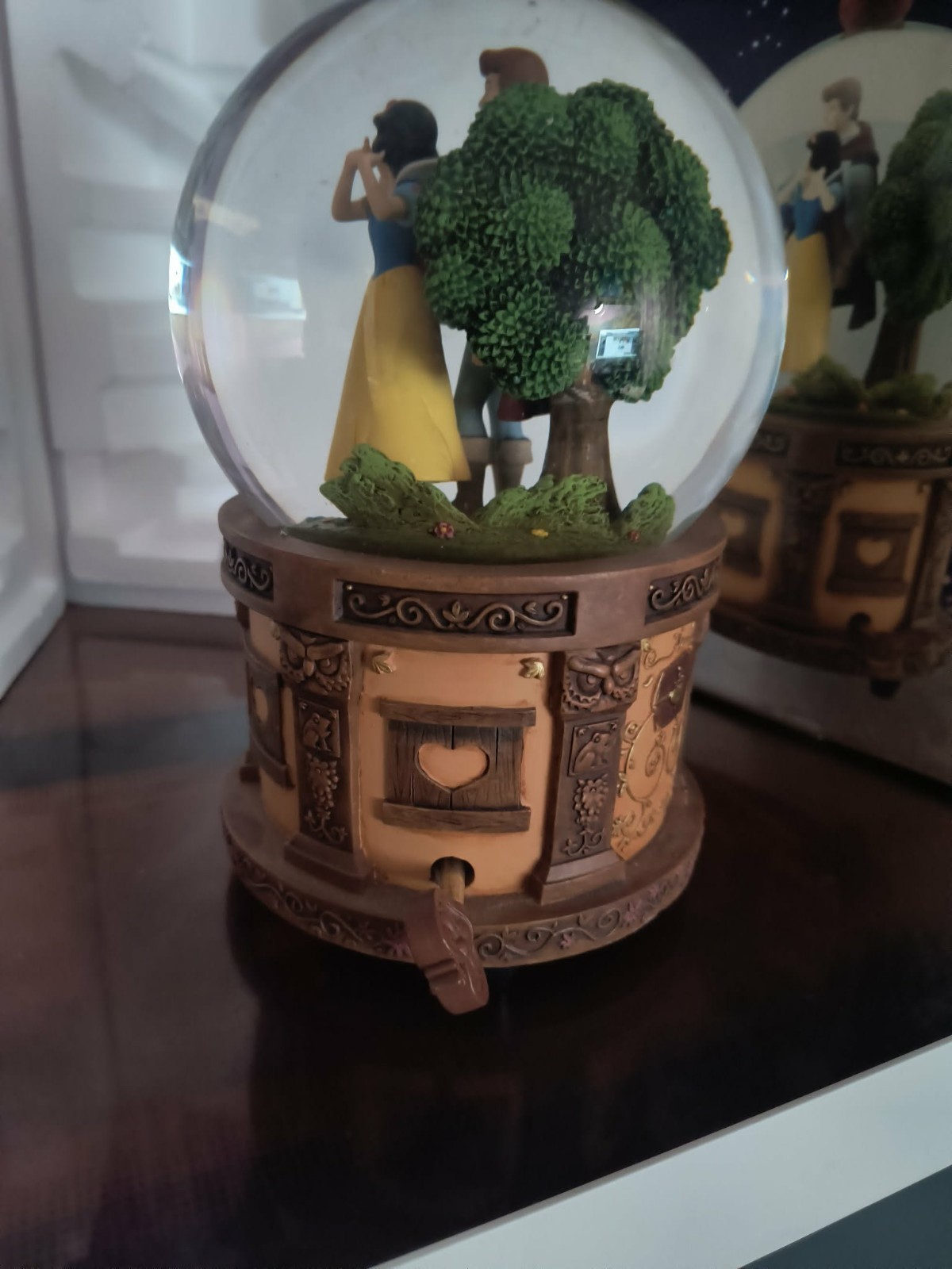 Disney Snow White & Prince Someday My Prince will Come Snow Globe ...