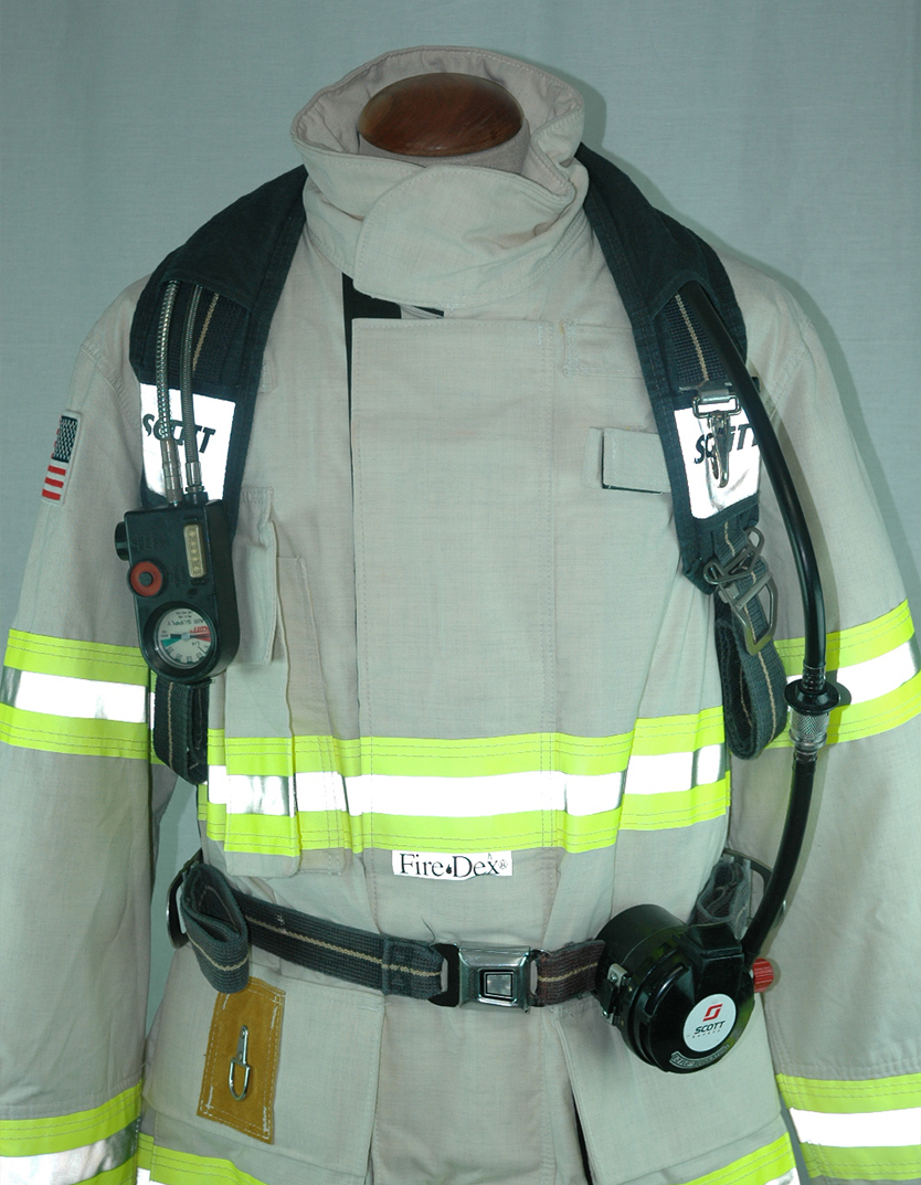 SCOTT 4.5 AP50 SCBA INDUSTRIAL '97 Edition - W/MASK OVERHAULED. NO ...