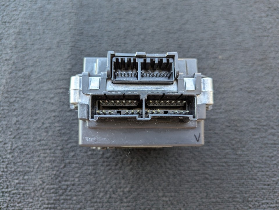 2003 Lincoln Town Car Lighting Light Control Module - LCM - 3W1T-13C788 ...