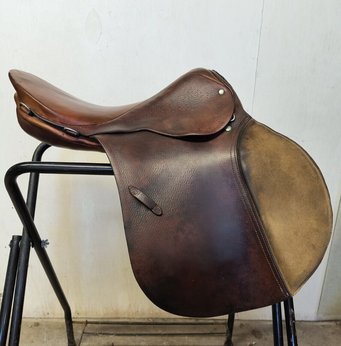 Vintage Stubben Seigfreid Saddle-Ireland-17" seat-med tree-31 cm-good ...