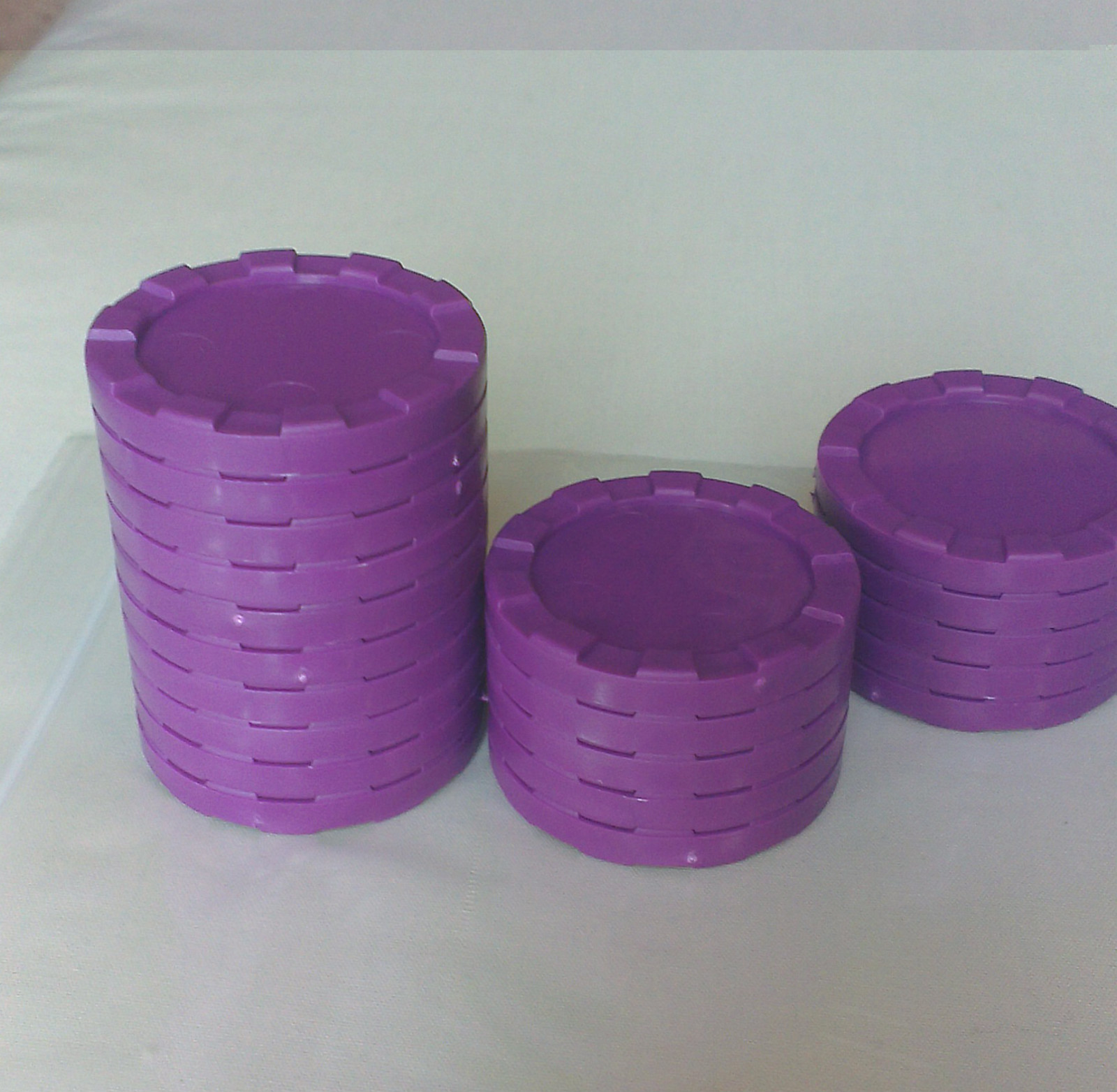 Stacking Counters - (new pack of 20 purple counters 40mm diam x 4mm ...
