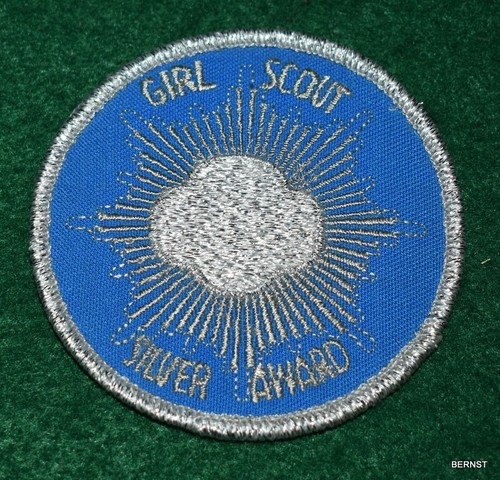VINTAGE GIRL SCOUT SILVER AWARD PATCH - FREE SHIPPING | eBay
