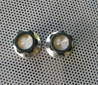 2 Heathkit Ham Radio HW SB Medium Knobs 1-1/8" Skirt | eBay