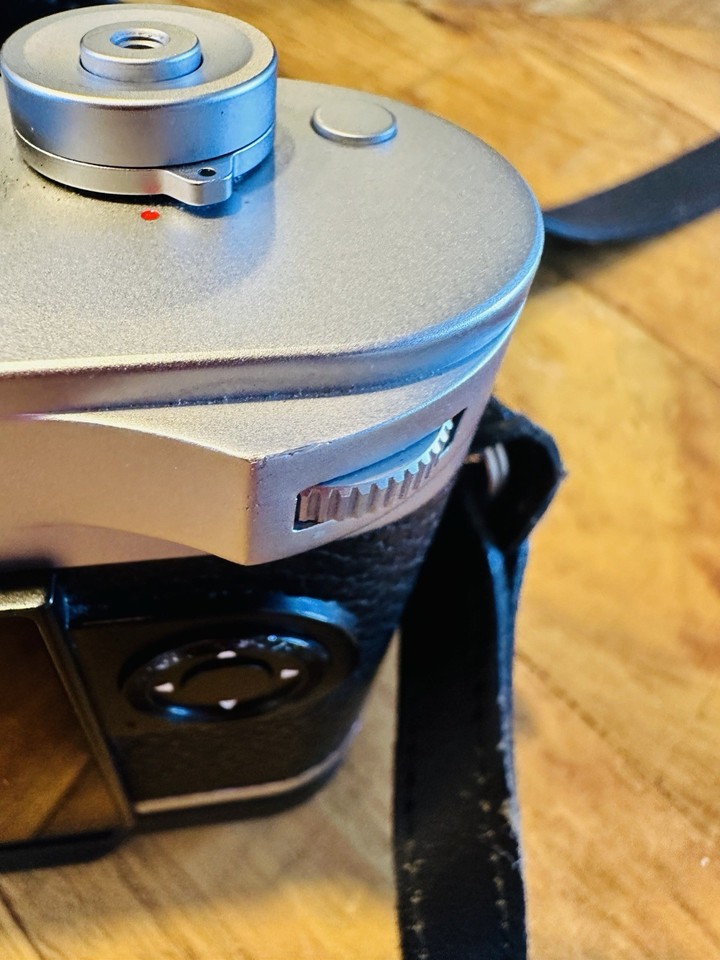 Leica M11 60.3MP Digital Rangefinder Camera - Silver Chrome | eBay UK