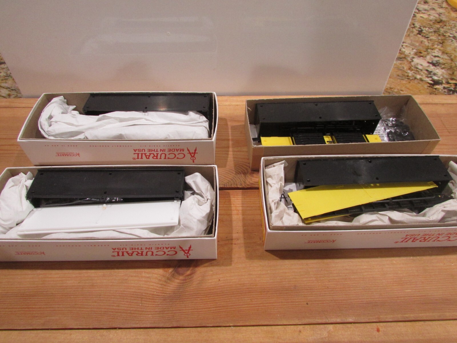 HO Scale Assorted (4) Accurail Freight Cars Undecorated Lot#1981 | eBay