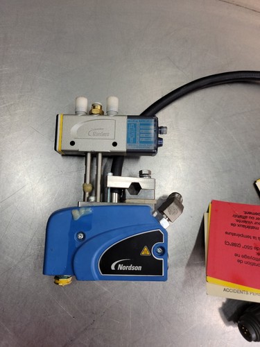 Nordson 8517901 MiniBlue II Glue Gun for sale online | eBay