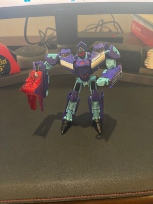 Transformers Generations Dreadwing Thrilling 30 Generation 2 Deluxe ...