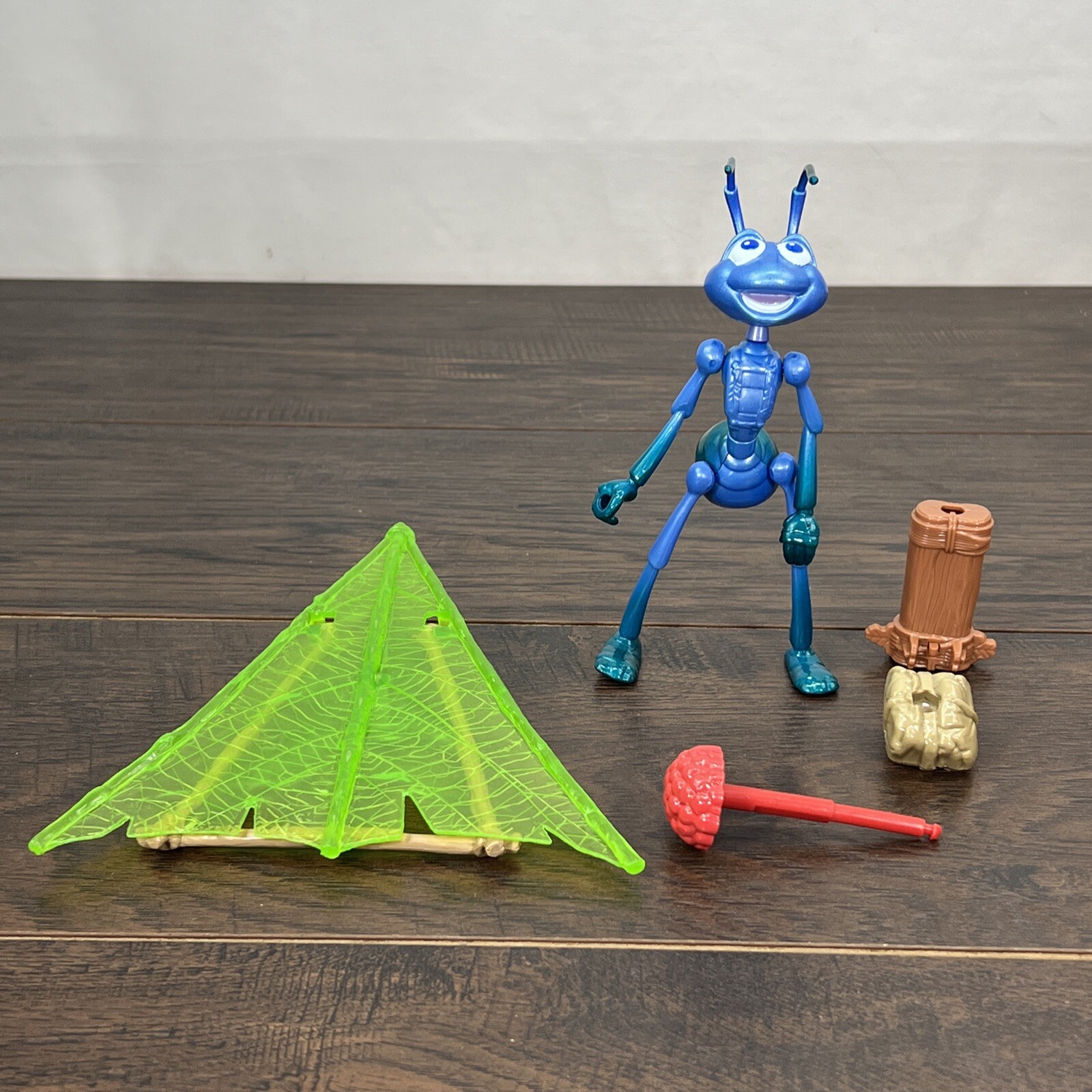 Mattel Disney Pixar Bug's Life Action Figure Hang Glider Flik 1998 ...