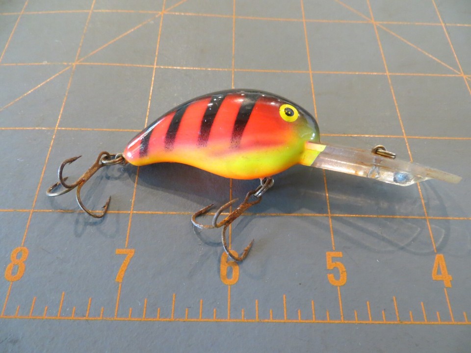 Vintage Deep Bandit Weighted Bill Crankbait - 2 Color - 3 1/4 inch | eBay
