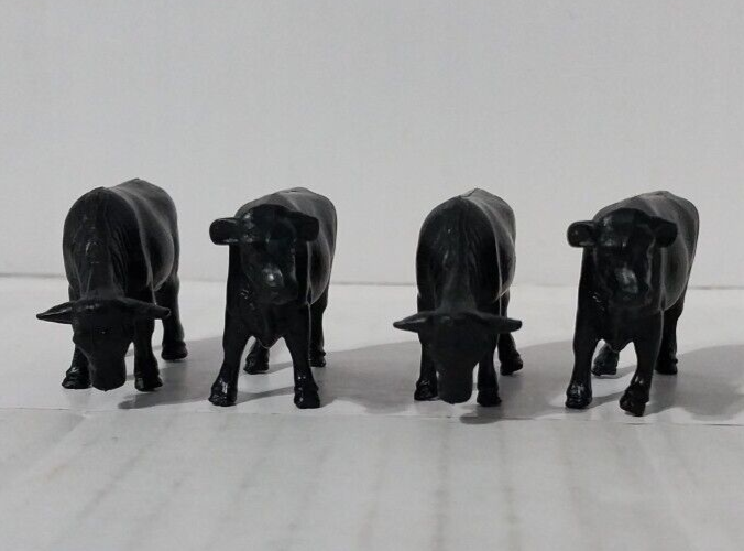 1/64 Ertl Farm Country Black Angus Cattle Custom Train Display Lot of 4 ...