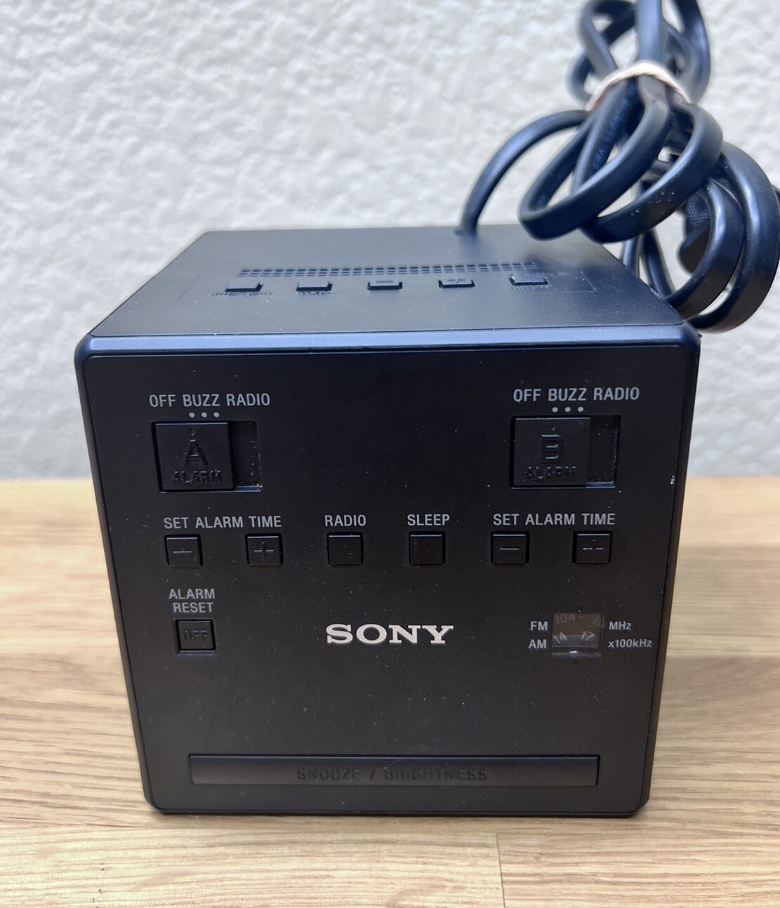 Sony FM/AM Dual Alarm Clock Radio Cube Black ModelI 1CF-C1T Tested ...