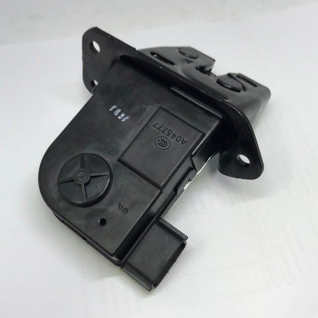 Tailgate Trunk Lock Latch Actuator OEM 812302V000 Hyundai Veloster 2012 ...