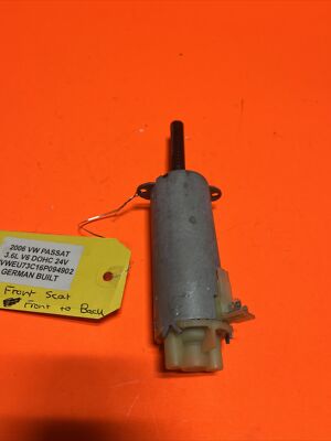 2006 VW Passat Right Front Seat Motor Front and Back Bb125 | eBay
