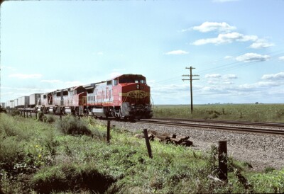 Santa Fe (ATSF) - B40-8w - #533 - Original 35mm Slide. | eBay