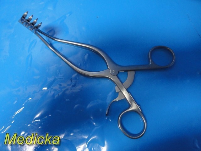 Lot of 03 Symmetry Surgical Retractors (Ref 50-1181, 50-1196 & 50-5646 ...