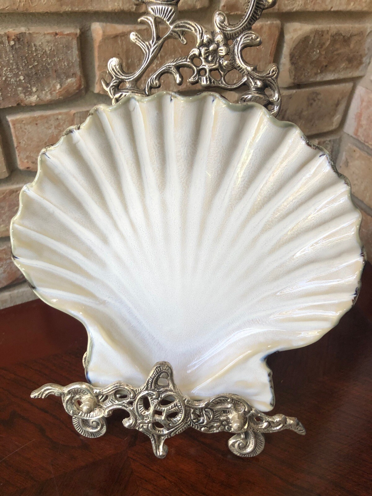 Pottery Barn Under The Sea Clamshell Shell Plate 9" Dish Beach Ocean ...