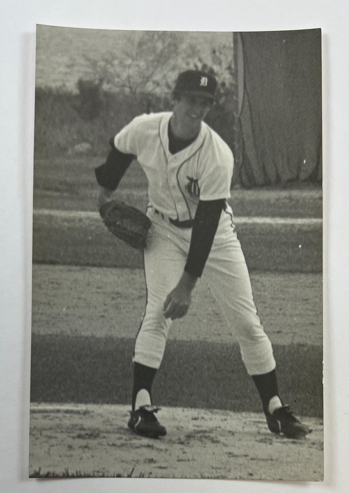 Bruce Robbins (1980) Detroit Tigers Vintage Baseball Postcard PCDT | eBay