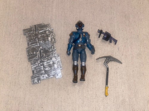 Fortnite The Visitor 4" Action Figure w/ Weapons and Build Mats ...