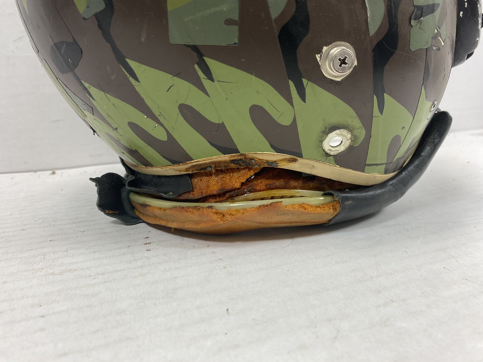 B-52 Camo Hgu-26 Flight Helmet Shell, used-demil Large Carswell Tags | eBay