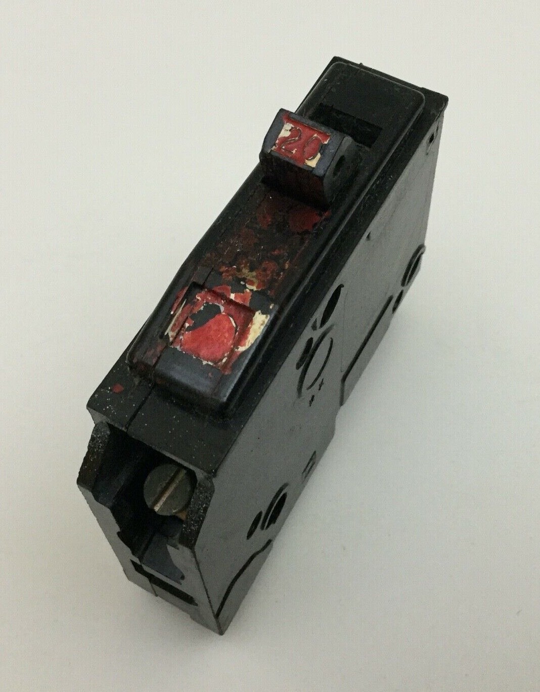 Square D QO120 1 Pole 20 Amp 120/240V Circuit Breaker Grooved Toggle ...