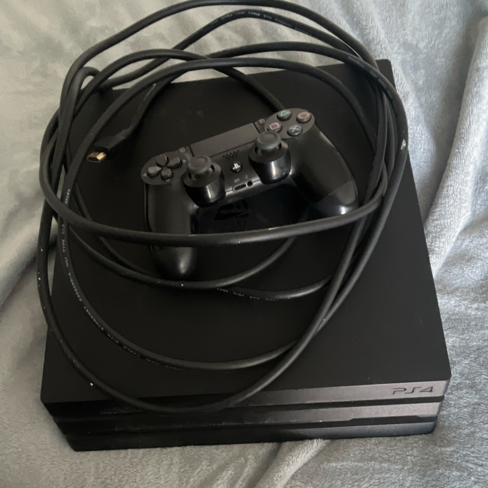 Sony PlayStation 4 Pro Console Black with Controller Wi-Fi Internet ...