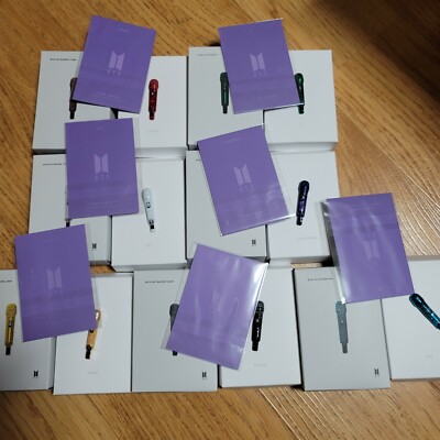 BTS HYBE INSIGHT Official MIC BADGE + random PHOTOCARD | eBay