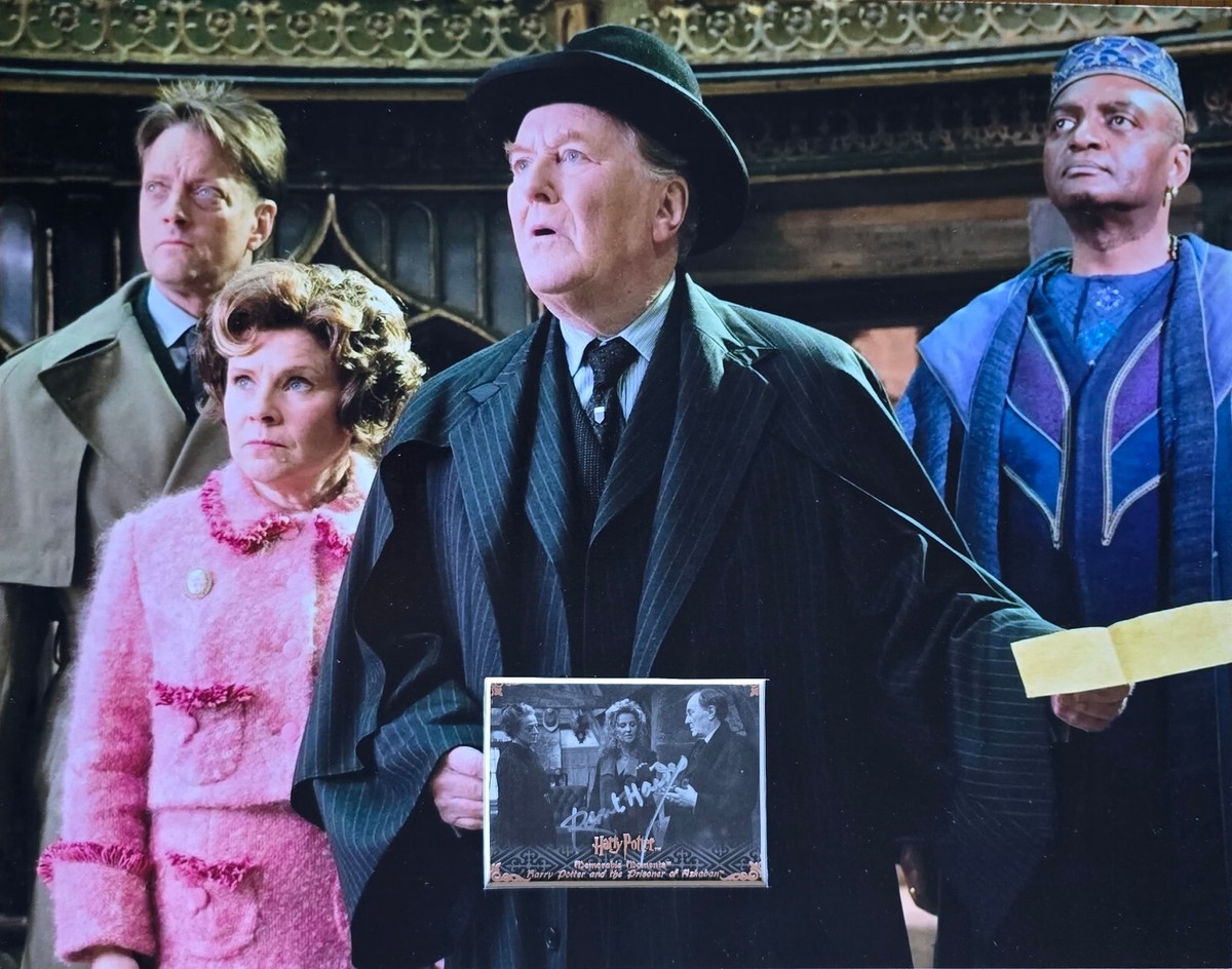 Robert Hardy Harry Potter Robert Hardy, Star Of Harry Potter And All