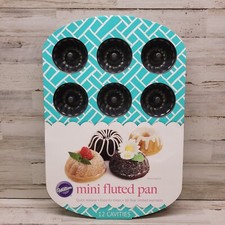 Wilton 2105-0088 Fluted Pan Mini Set of 3 Pans for sale online | eBay