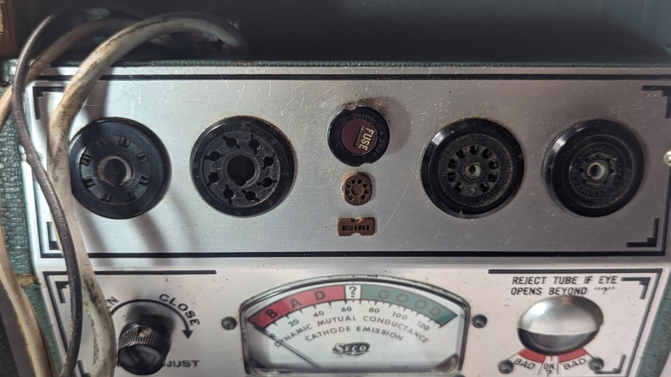 Vintage Seco Model 107 Emissions Vacuum Radio Tube Tester Powers on | eBay