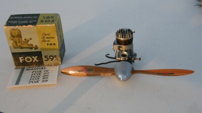Vintage Fox 59 R/C Model Airplane Engine w/ Twin Needle Valves Ringed ...