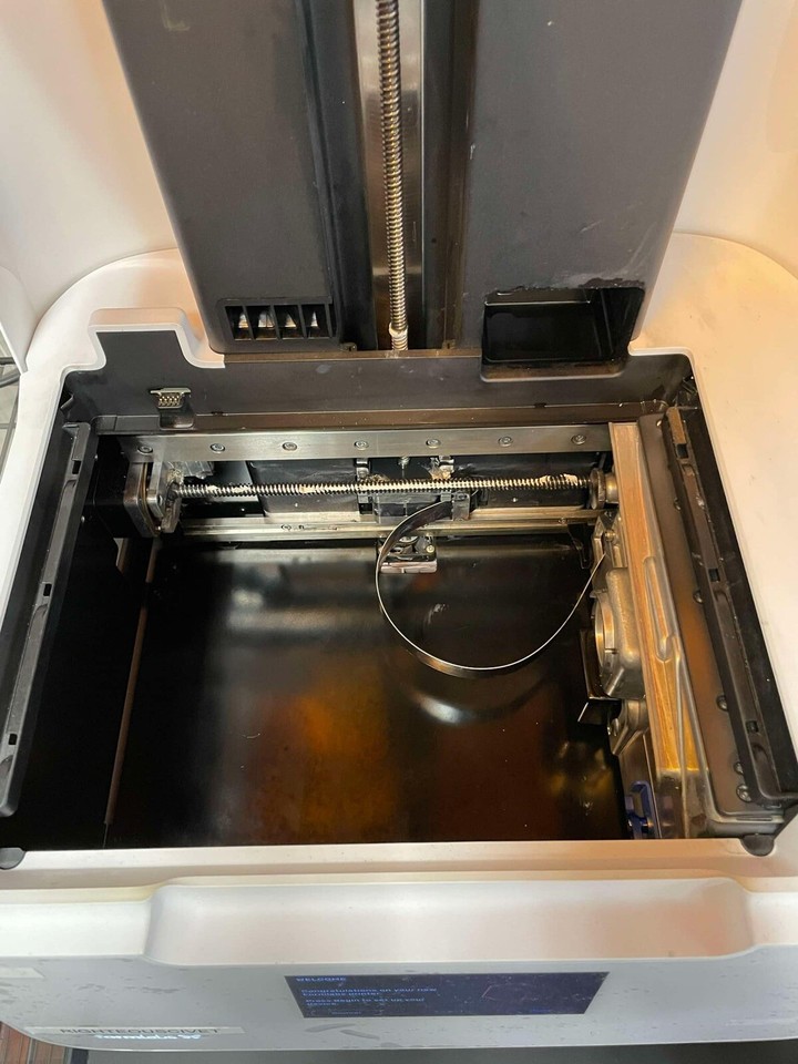 Formlabs Form 3b 3D Printer & Build Platform 2 | eBay