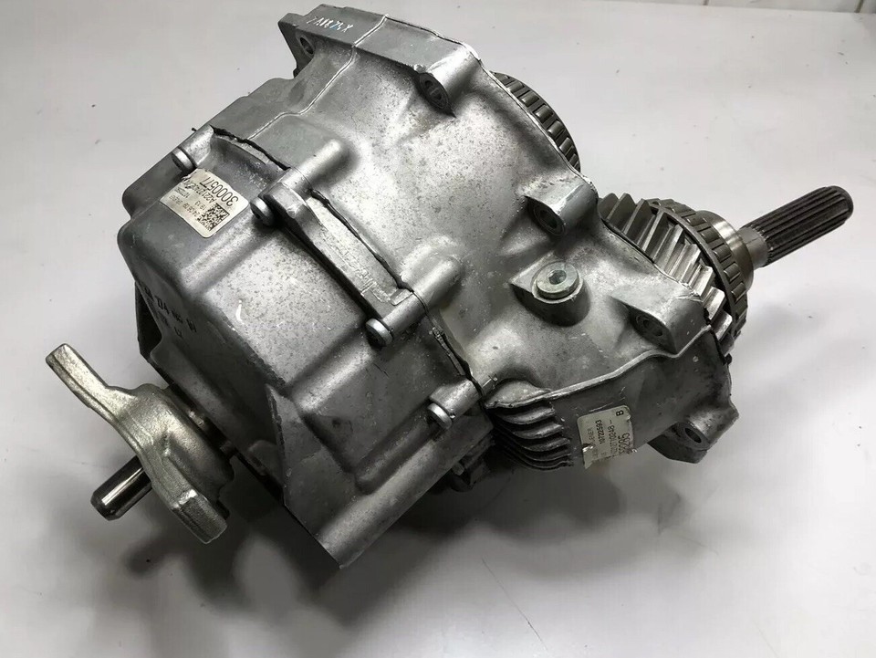 Transfer case assembly for Mercedes-Benz C E S-Class GLK 7G-Tronic 4 ...