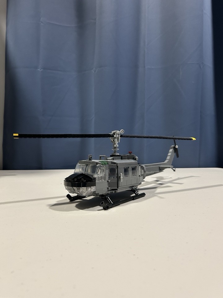 LEGO Huey Transport Helicopter - Like Brickmania | eBay