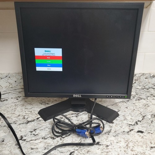DELL P190St LCD 19” COMPUTER MONITOR VGA DVI-D DP 2-PORT USB & ADJ ...