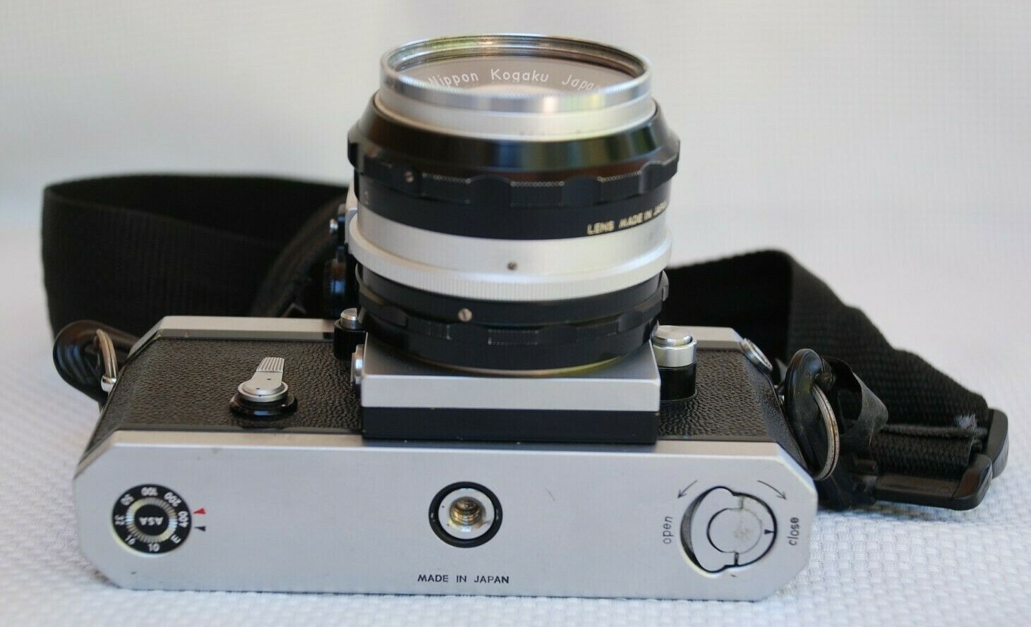 NIKON F Vintage Camera SLR 35mm with Nikkor-S Auto NIPPON KOGAKU Lens ...