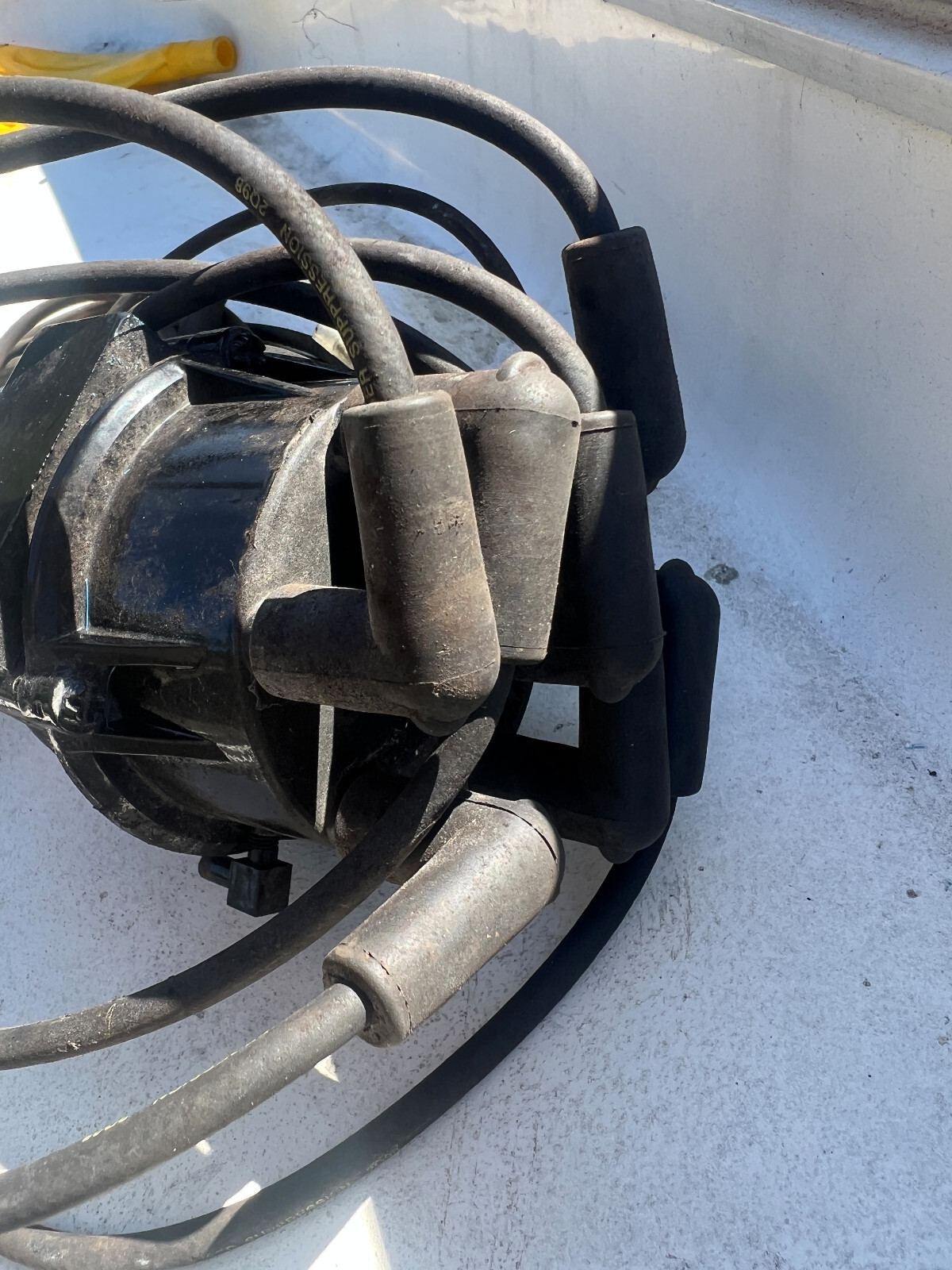 Mercruiser GM 4.3L Vortec V6 distributor with cables | eBay