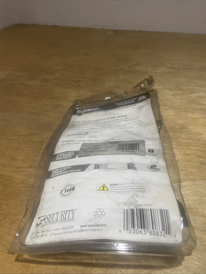 SABRE Stun Gun 3in1 Safety Tool Maximum Stopping Power READ DESCRIPTION ...