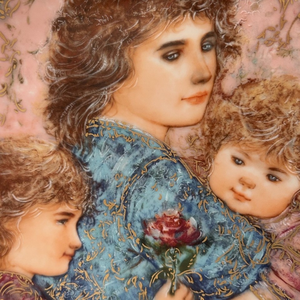 Vintage 1990 Knowles Mother's Day Plate"Elizabeth, Jordan & Janie ...