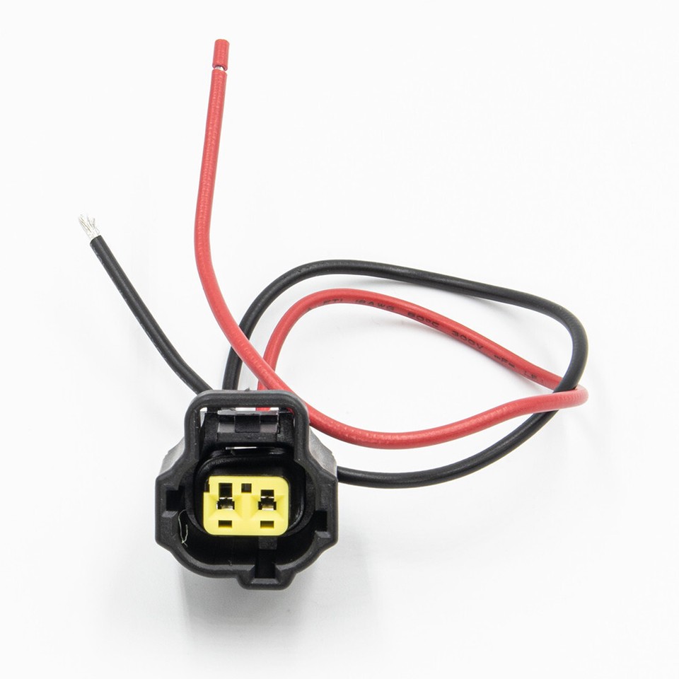 A/C High pressure switch connector Dodge Ram 2500. 2001-2002. 4897617AA ...
