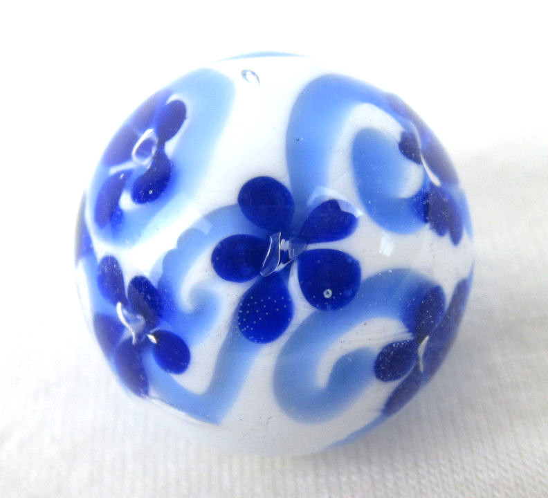 22mm MIRABELLE White Blue Flower Handmade Contemporary art glass Marble ...