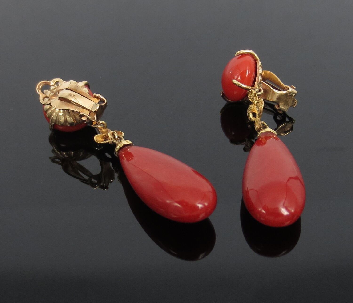 1950’s Retro Natural Untreated Ox Blood Red Coral 14K… - Gem