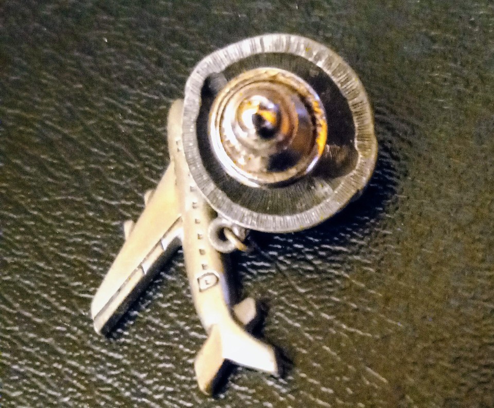 JET SET SILVERTONE AIRPLANE TAC PIN | eBay