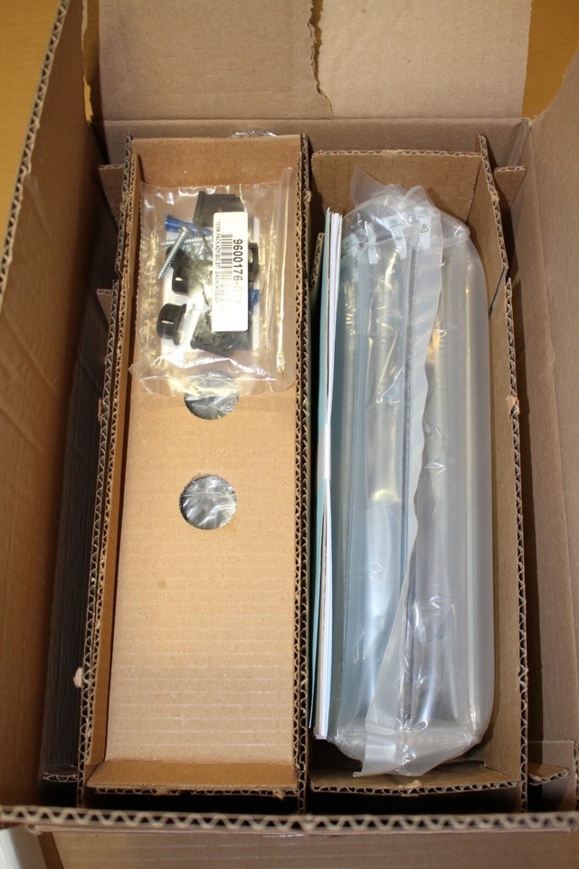 ADP Kronos Intouch 9100 8609100-458 & Quickpunch Plus Option 8609042 ...