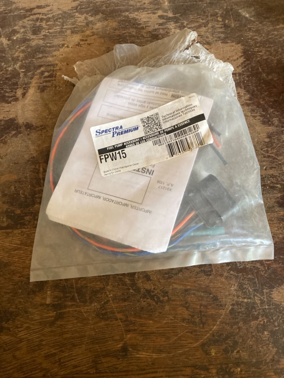 Spectra Premium Industries FPW15 - Fuel Pump Harness Connector for sale ...