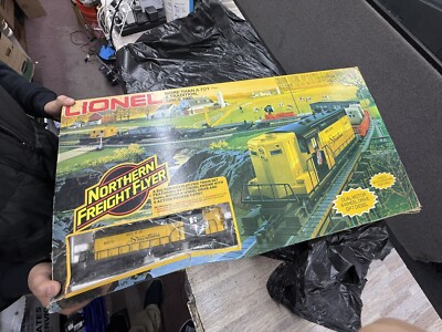 Vintage Lionel Northern Freight Flyer set 1354 Chicago Northwestern | eBay