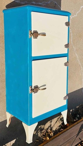 Antique/Vintage 1940's Ice Box Refrigerator - Albatross Steel Furniture ...