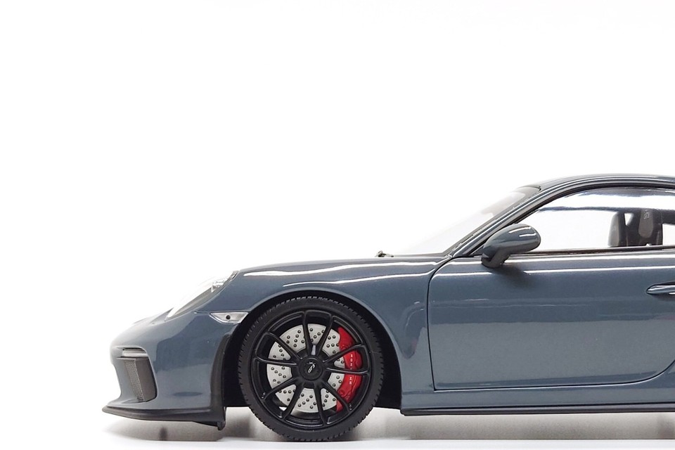 Minichamps 1:18 Porsche 911 GT3 (991.2) in Graphite Blue Metallic | eBay