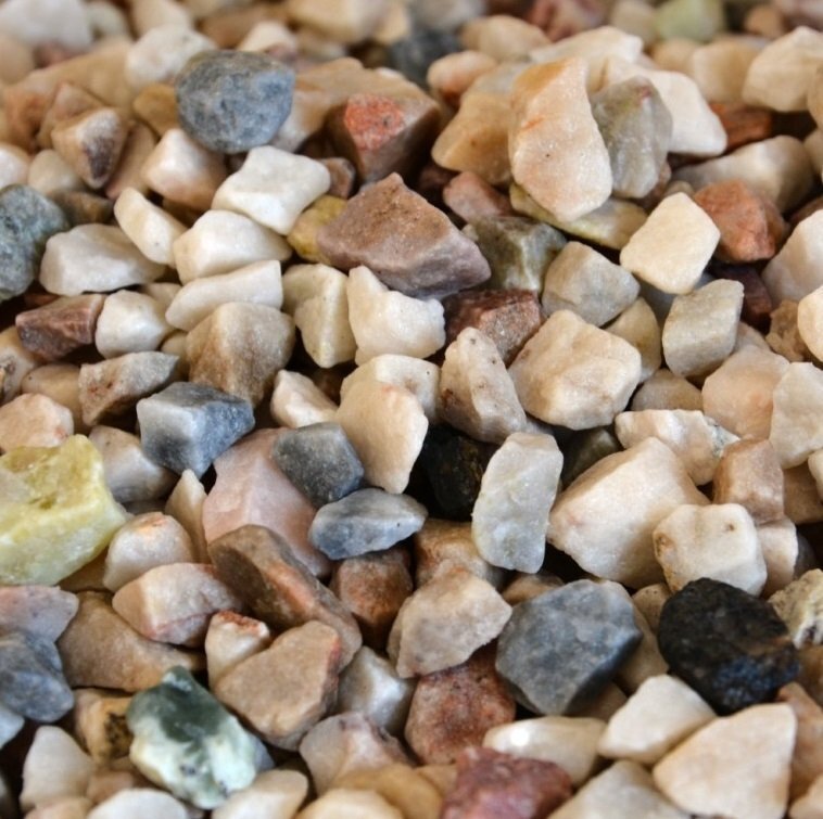 Decorative Aggregates Slate - Chippings - Gravel - Pebbles - Gardens ...