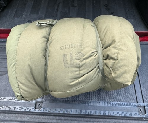 U.S Military Army Extreme Cold Weather Sleeping Bag Poly/Down 8465-01 ...