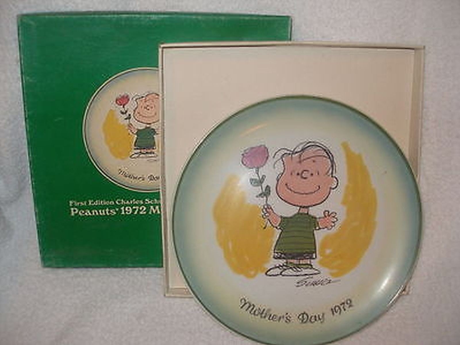 Schmid Peanuts Mother’s Day Collector Plate 1972 w/ box Linus with rose ...